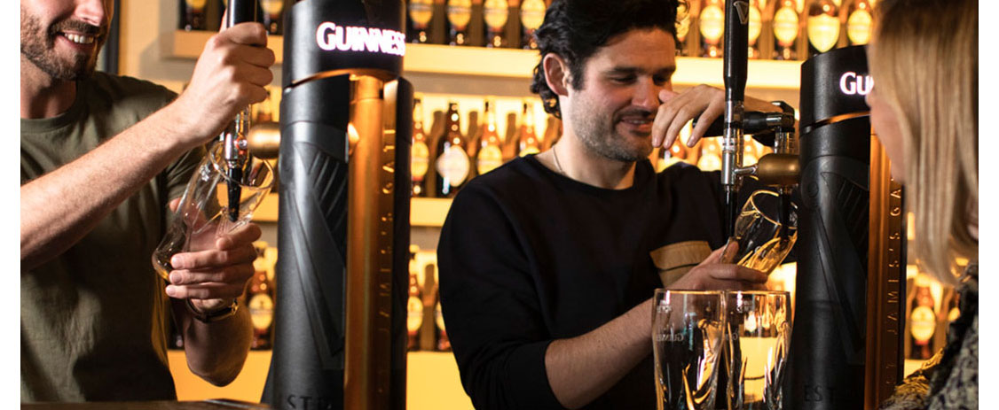 Articles.Top Tips For Serving The Perfect Pint Of Guinness